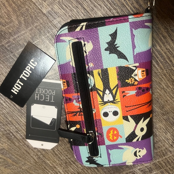 Hot Topic | Bags | The Nightmare Before Christmas Grid Tech Wallet ...